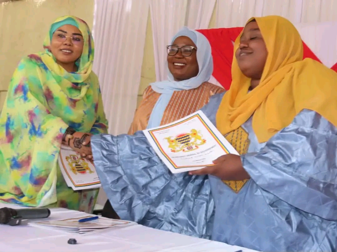 Tchad: la ministre de l'action sociale Mme.Fatime Zara Issa installée ...